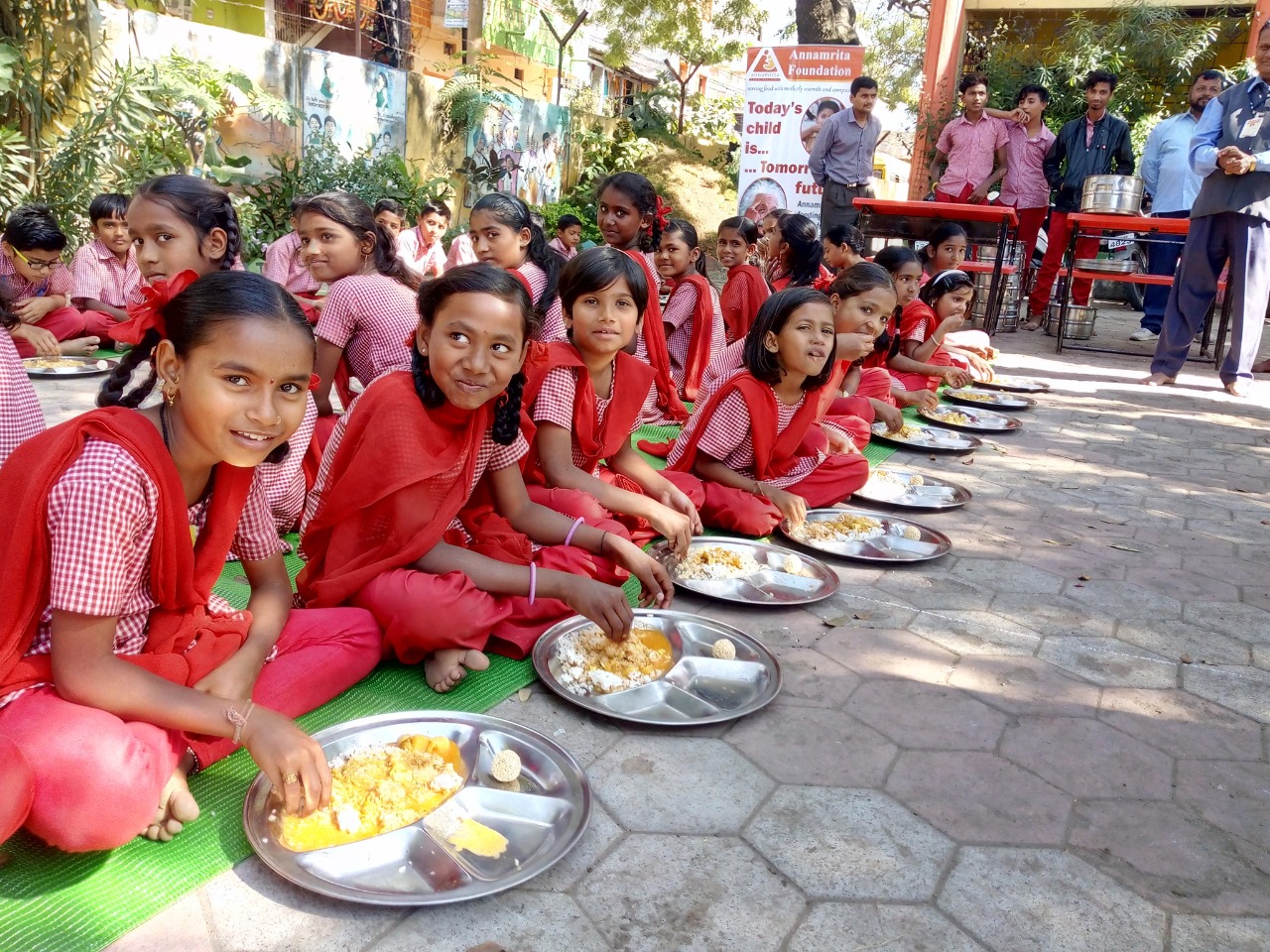 Donate for Children and Support Annamrita Foundation | Food Distribution