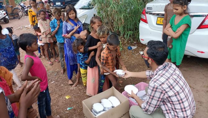 FEED A CHILD TO STAY IN SCHOOL | Give